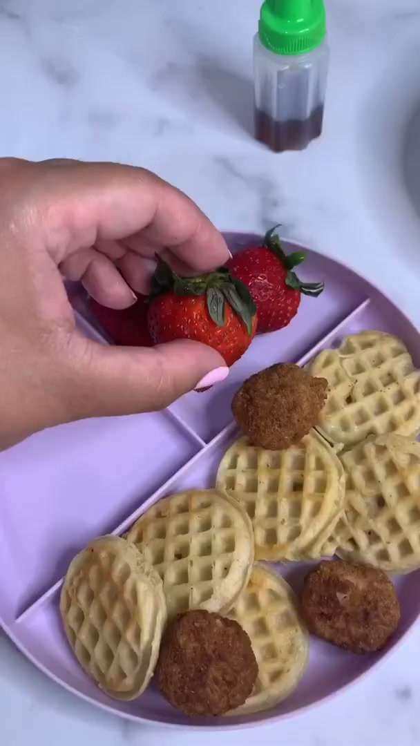 Chicken and waffles kids lunch fun and easy #Shorts | #kidslunch lunch ...