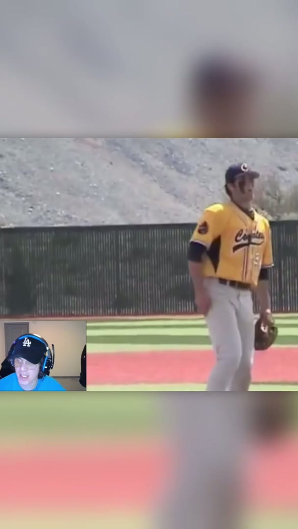 Bryce Harper throwing 98 MPH as a 16 year old pitcher