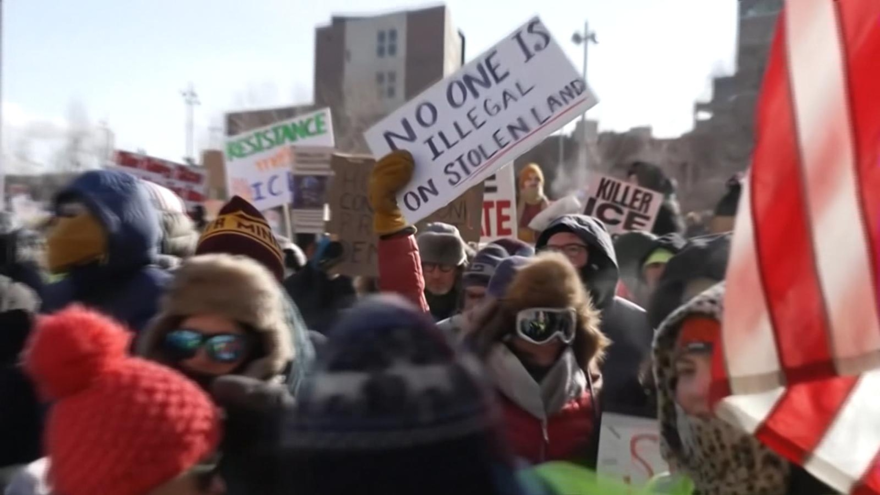 Minneapolis businesses, schools close as tens of thousands protest ...