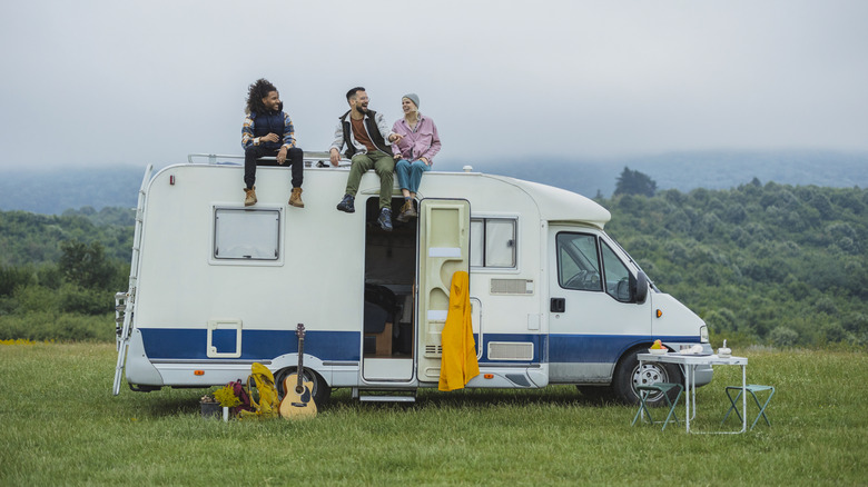 5 unexpected places you can park your RV overnight for free