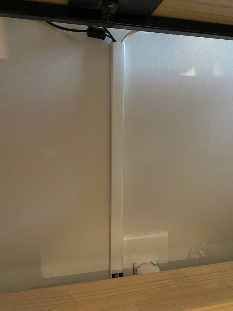 Como organizar cabos e fios: truques simples para escondê-los e manter ...