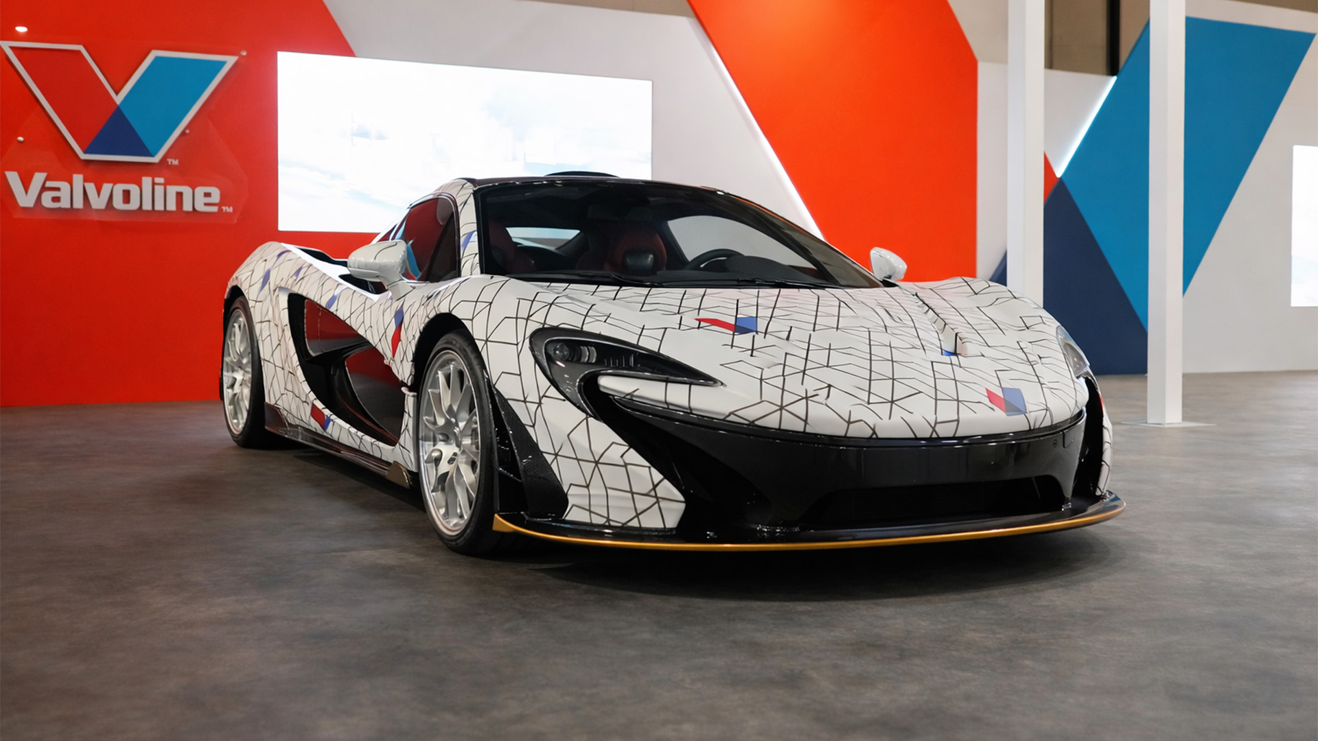 World exclusive look at Tavarish’s McLaren P1