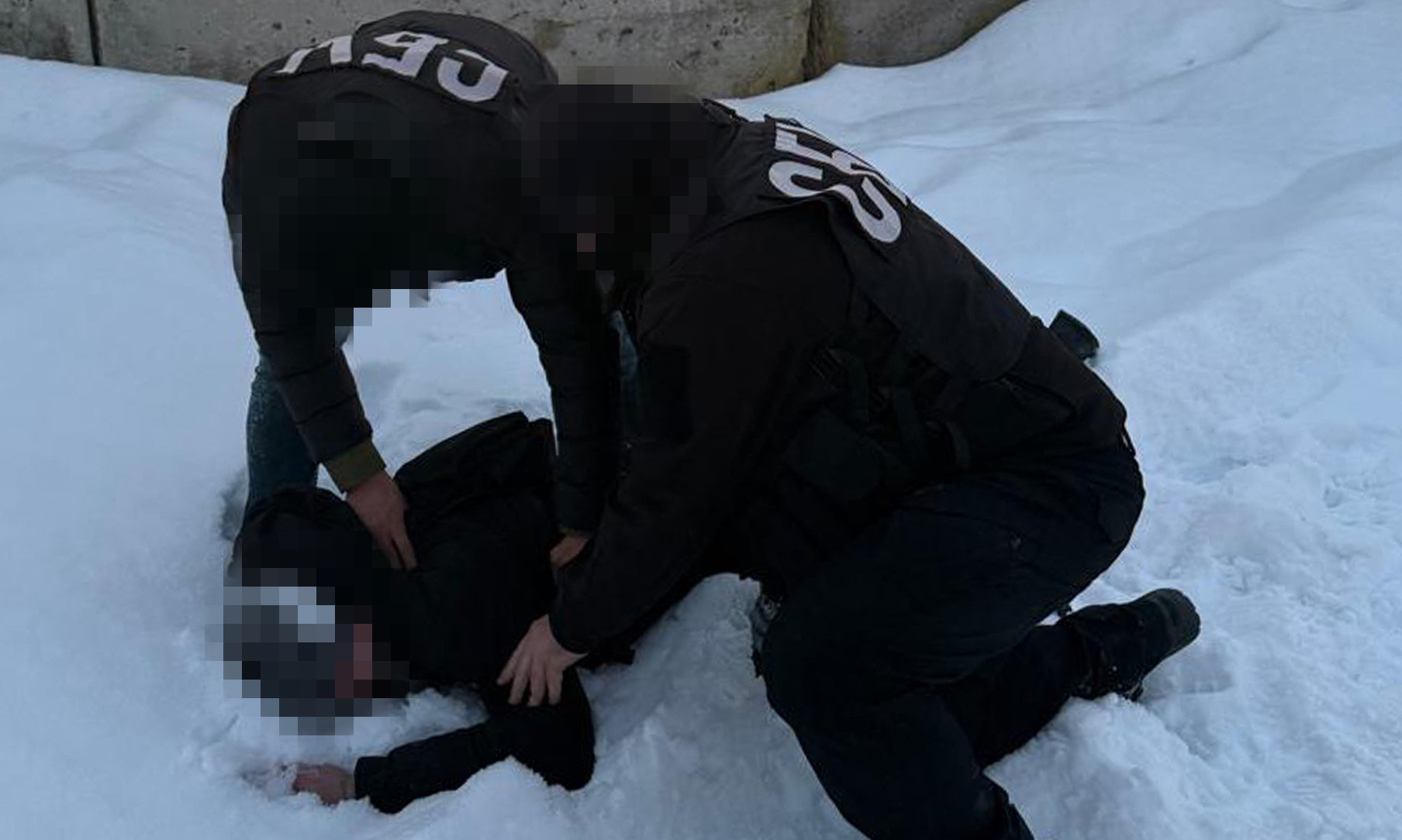 Ukraine bắt đặc tình Nga do thám địa điểm trúng tên lửa Oreshnik