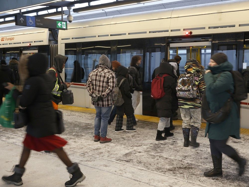 Councillor tests OC Transpo LRT projections after Line 1 reduction