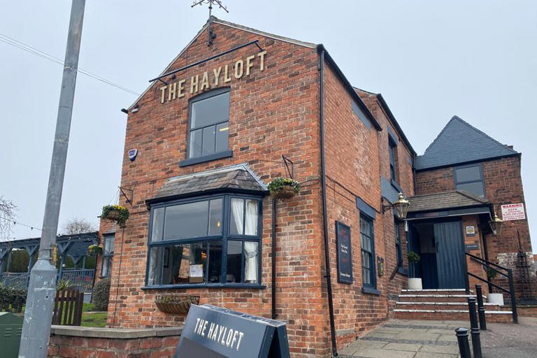 Pair in hospital after nasty Giltbrook pub assault as police look to ...