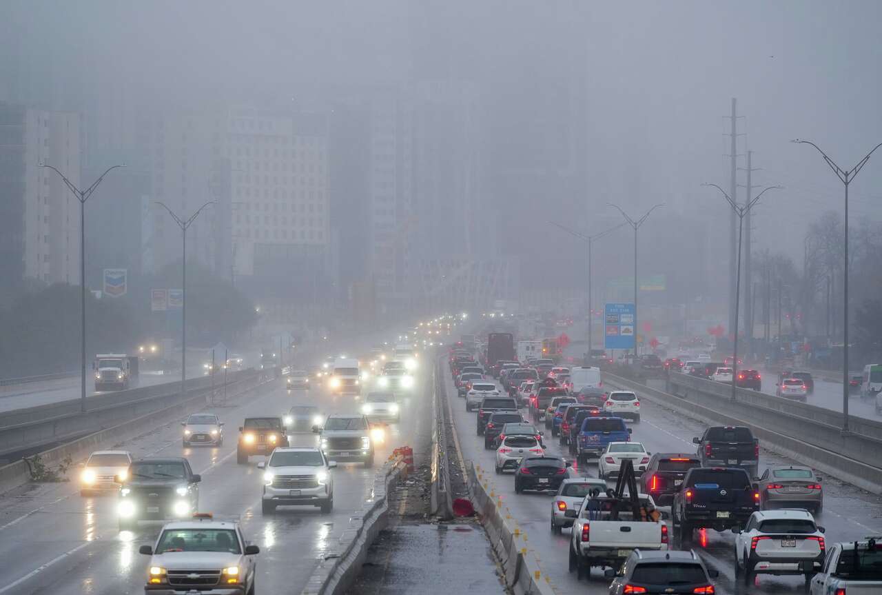 Is it safe to drive? Live maps show Austin road conditions amid Texas ...