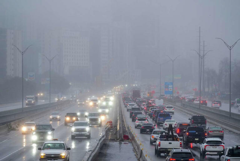 When will freezing temperatures arrive in Central Texas? An hour-by ...