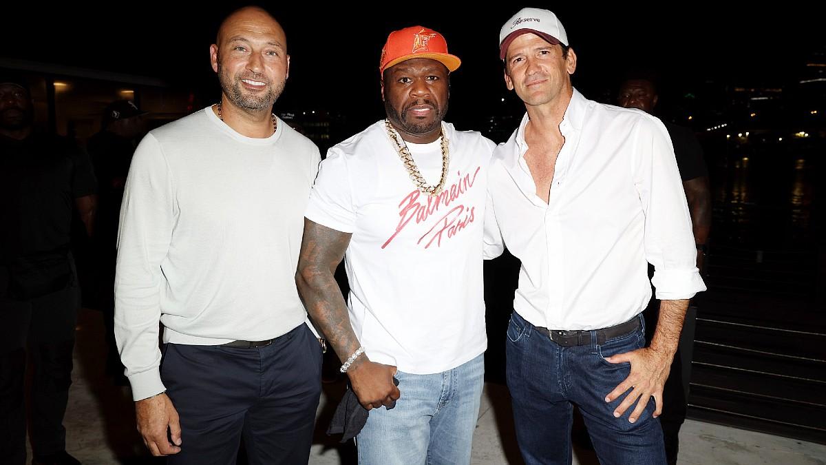 Hot pics! Rachel McAdams gets Hollywood Walk of Fame honor — plus 50 ...