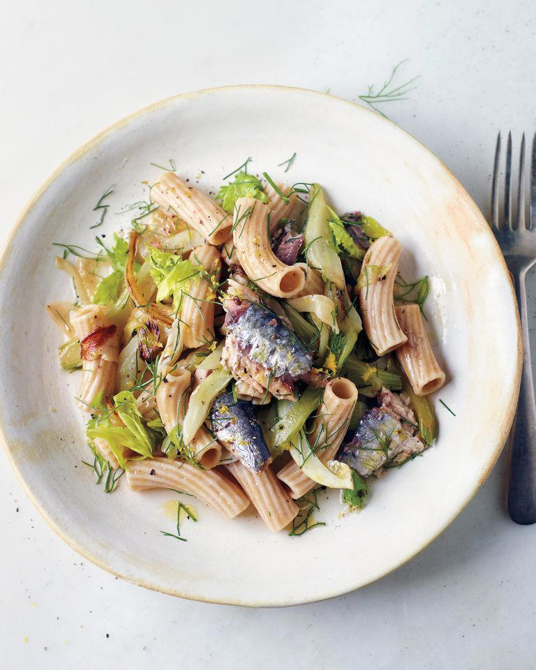 5 of the best fish to eat—according to a nutritionist, chef, and fishmonger