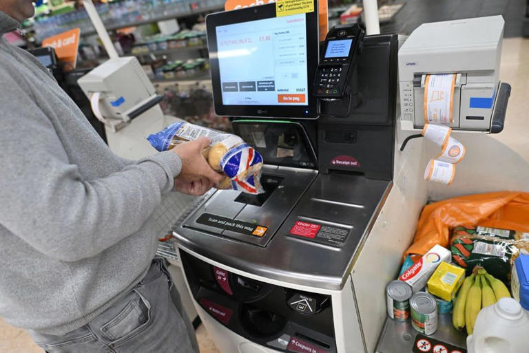 Sainsbury’s rolls out facial recognition to more stores after crime ...