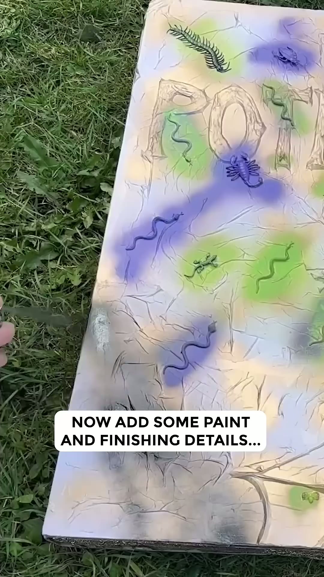 She buys a giant Dollar Store poster board for this genius holiday idea!