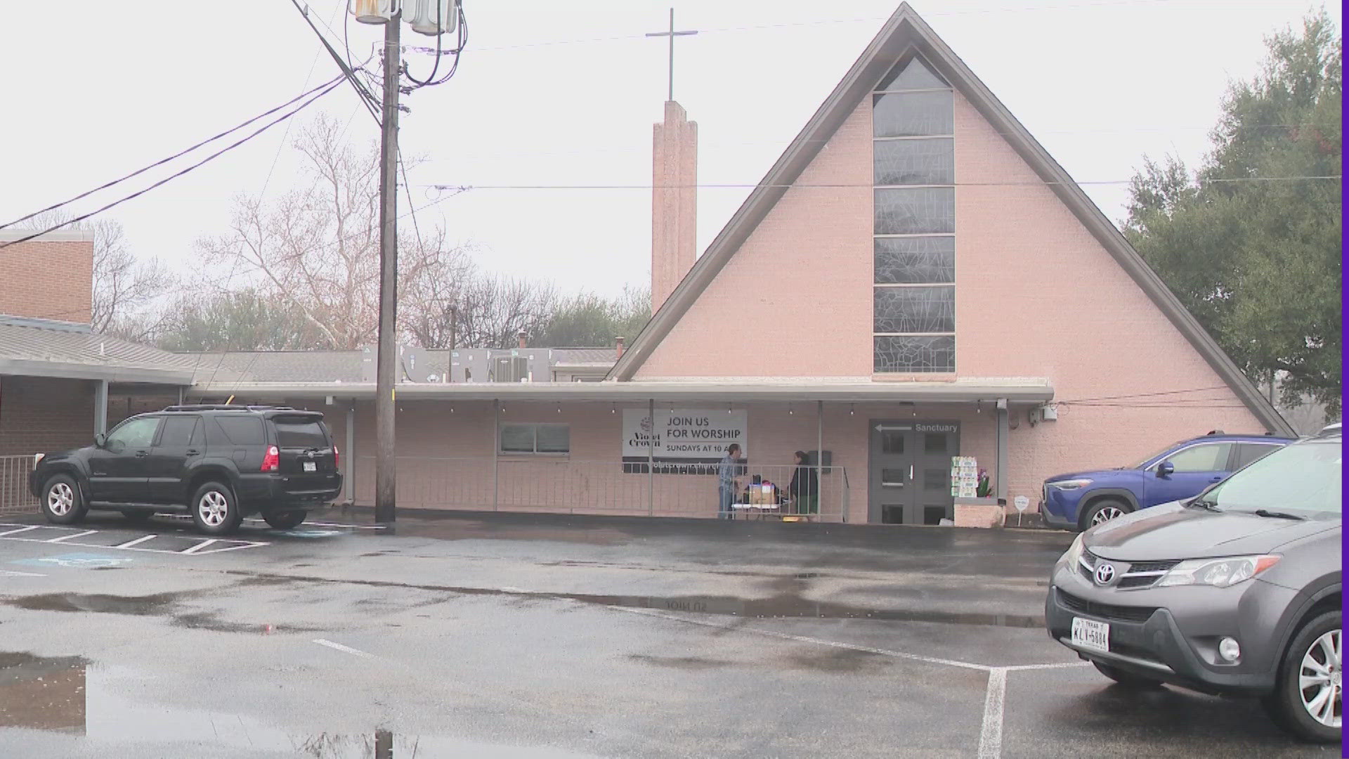 Violet Crown City Church hands out cold weather kits