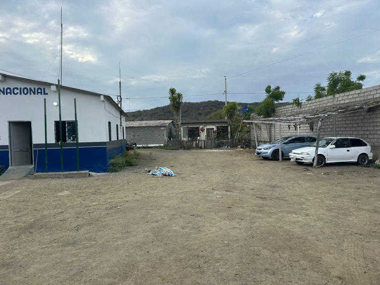 Abaten a un sujeto tras ataque armado contra una UPC en Santa Elena ...