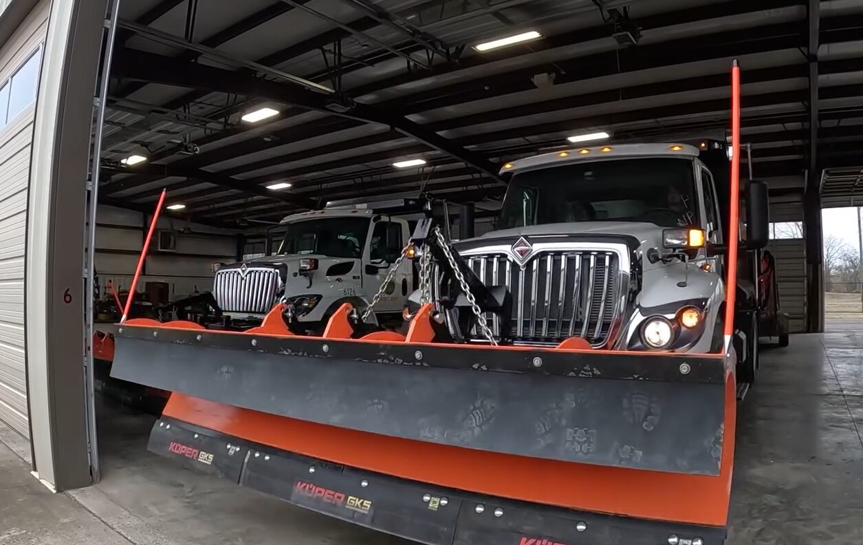 Gallatin Public Works adds two new snow plows to city’s fleet ahead of ...