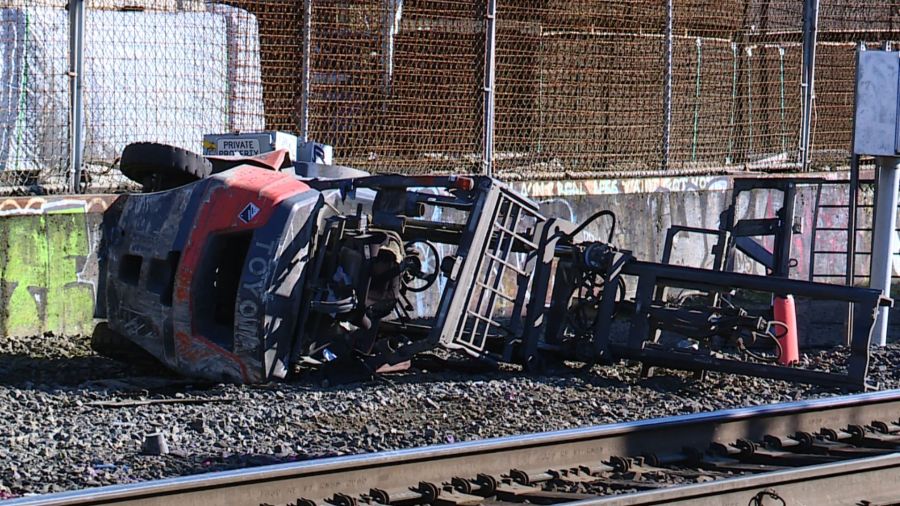 Crews respond to train, forklift crash in Southeast Portland