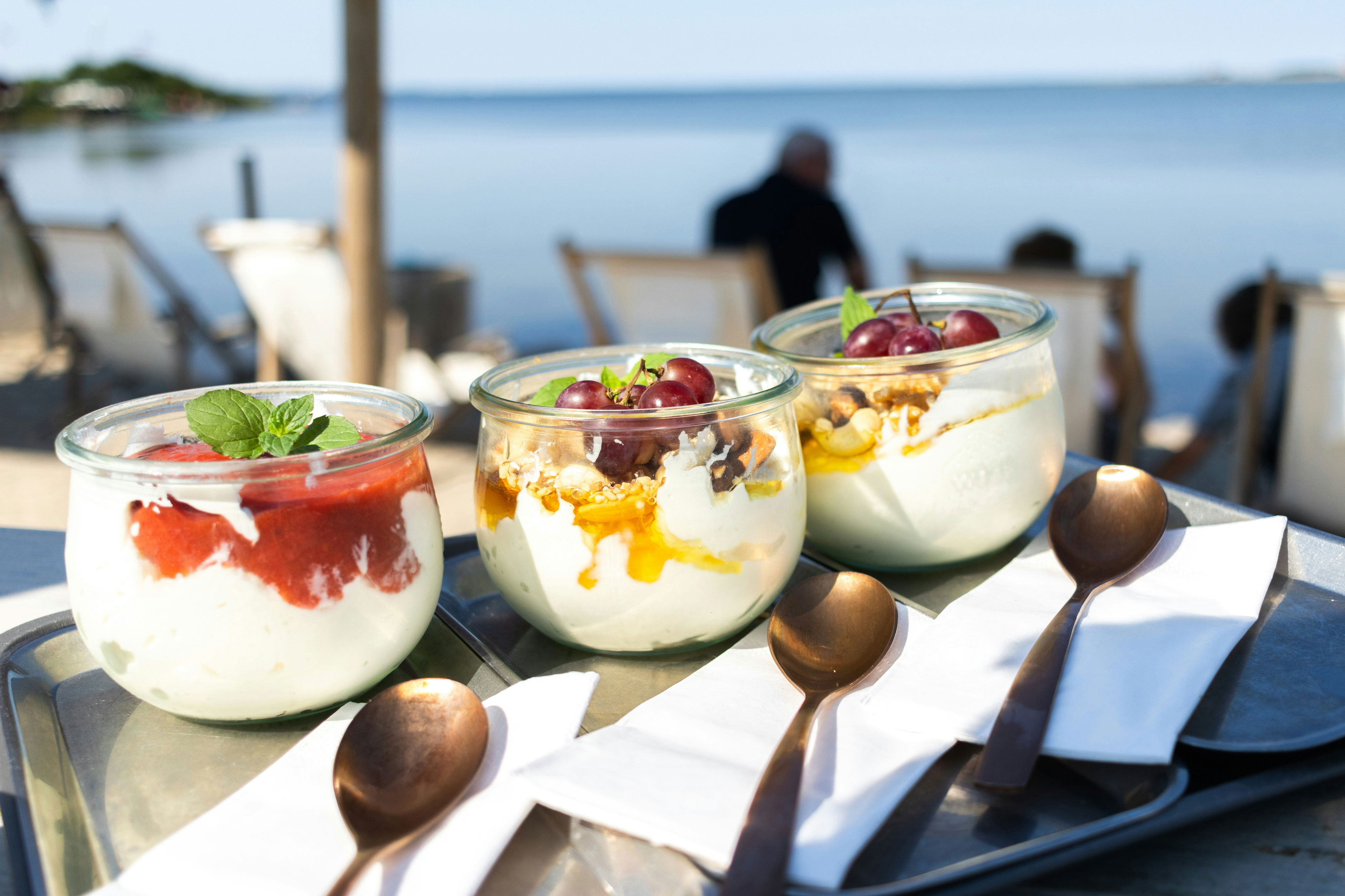 6 yogurts pulled for broken glass contamination