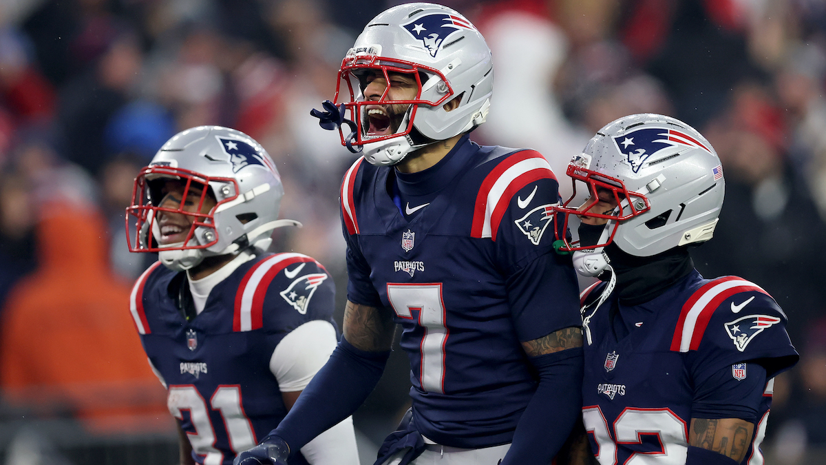 Patriots get bad news on Harold Landry after Carlton Davis update