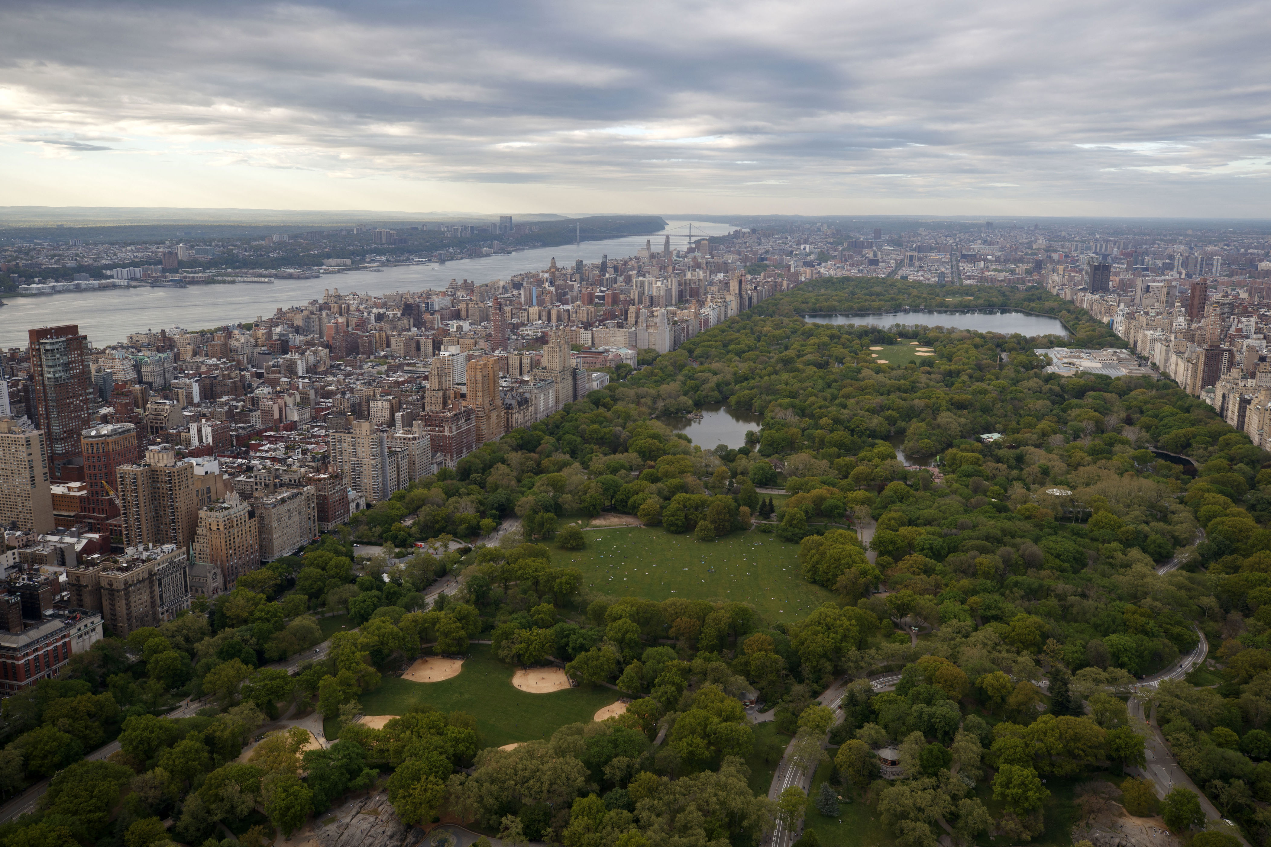 Two Upper West Siders stuck up by knife-wielding phone snatchers within ...