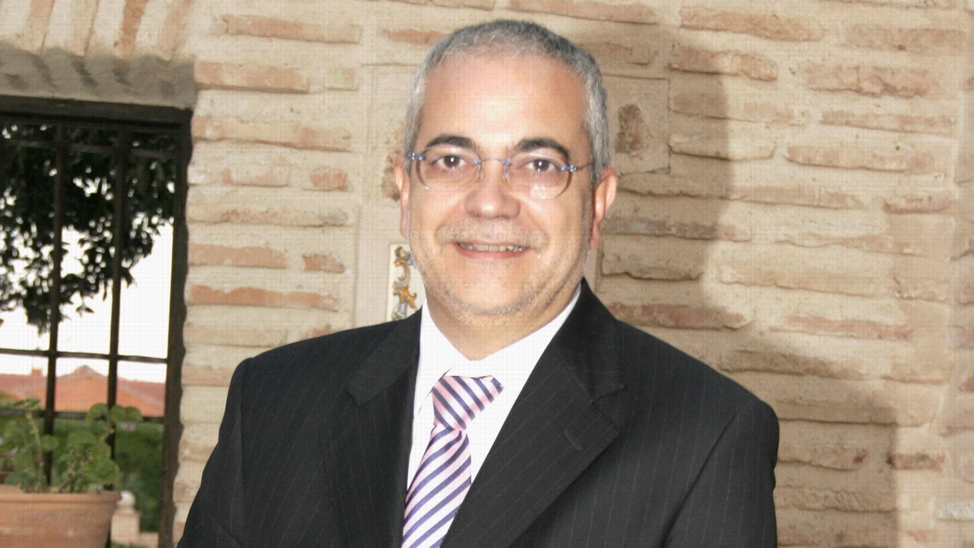 Muere Miguel Ángel Moncholi, la voz de los toros en Telemadrid, a los ...