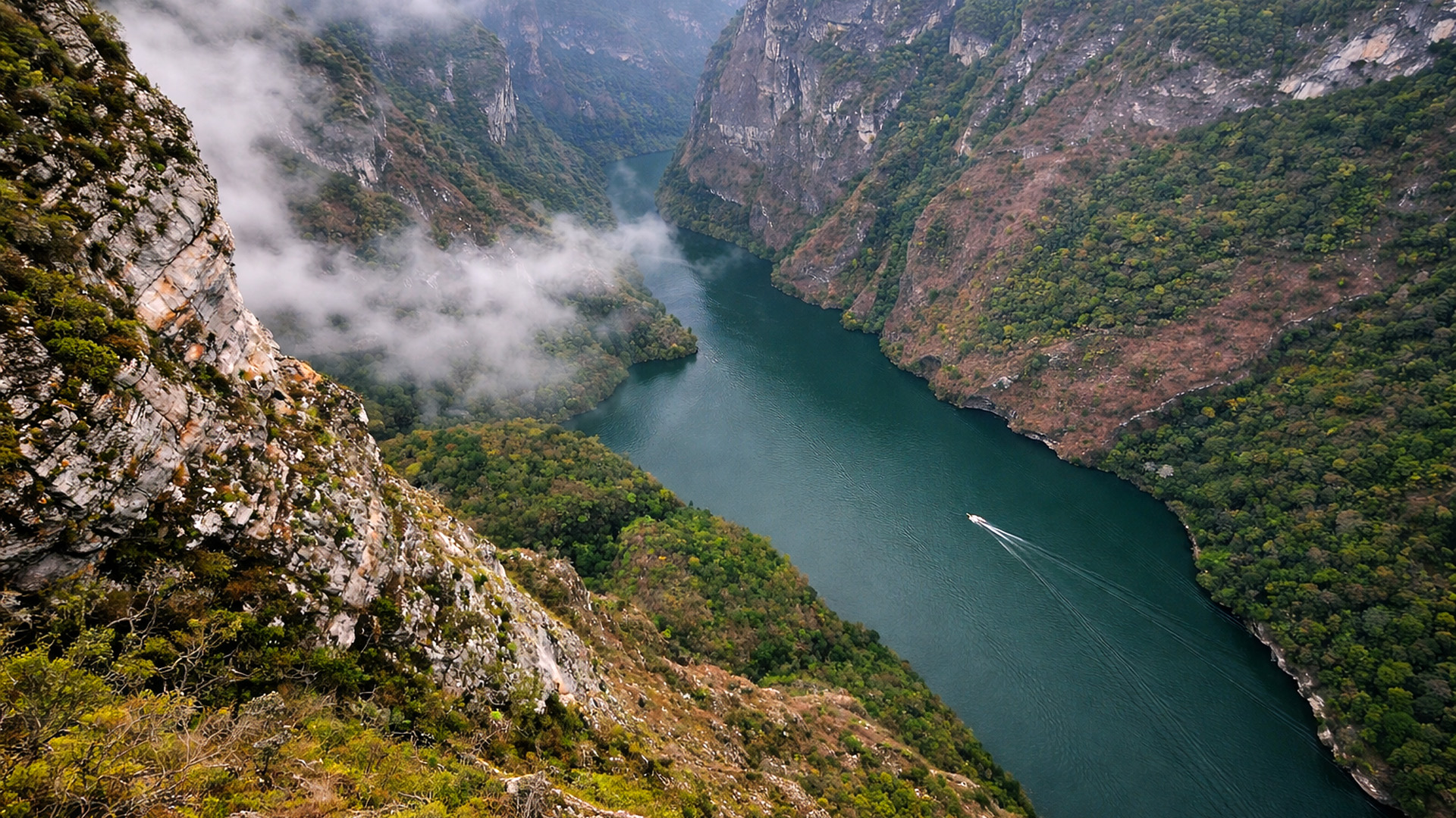 Natural beauty of Sumidero Canyon