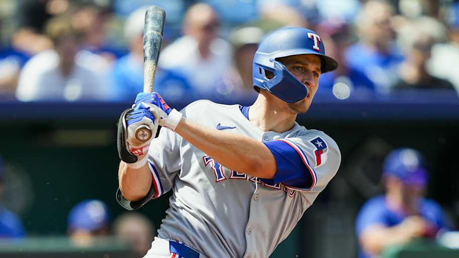 Rangers remain national television draw after missing playoffs last season