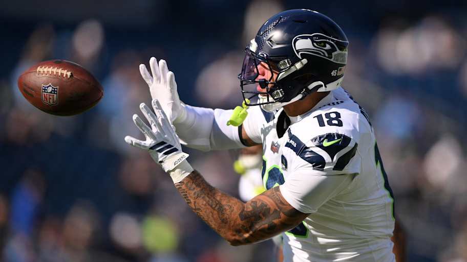 Two Seahawks players elevated off injury reserve in time for NFC ...