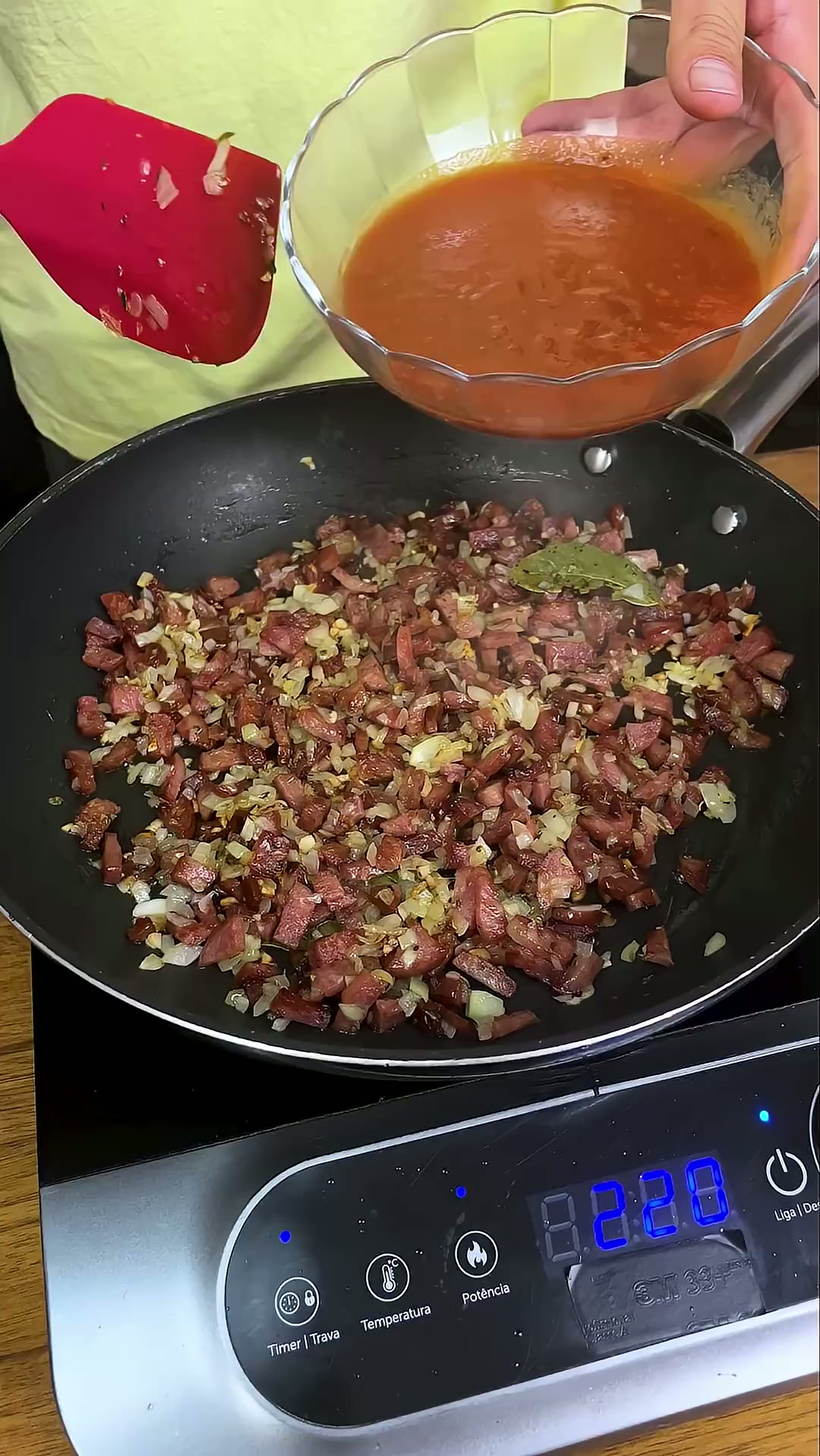 Echó la pasta en la leche y el resultado fue sorprendente!