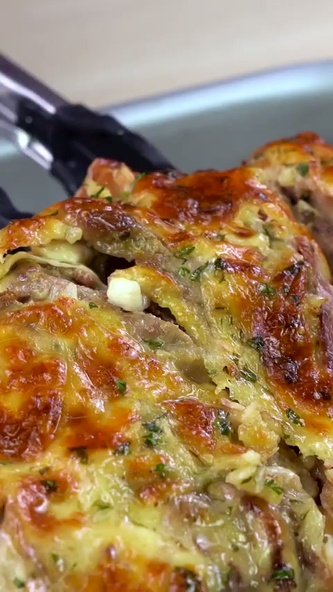 Carne de res rellena con tocino tipo acordeón 😋