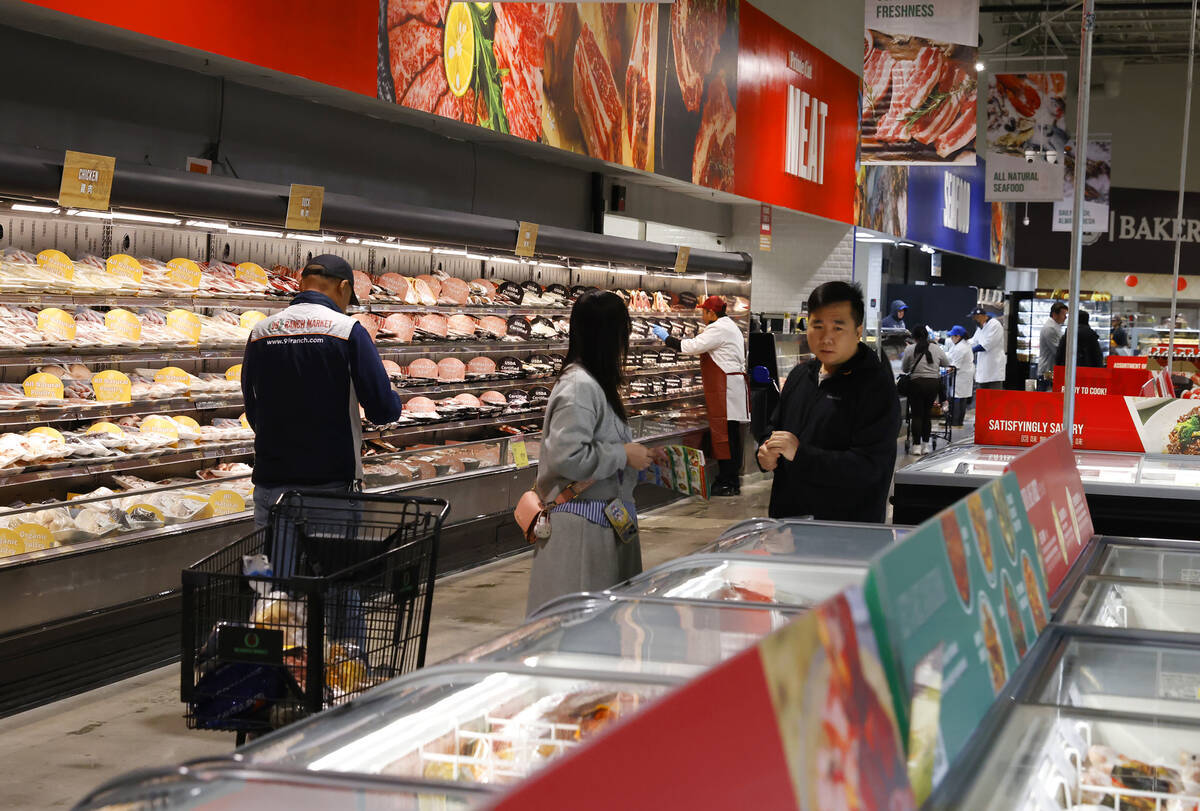 ‘I’m so excited’: New Asian grocery store near Summerlin draws shoppers