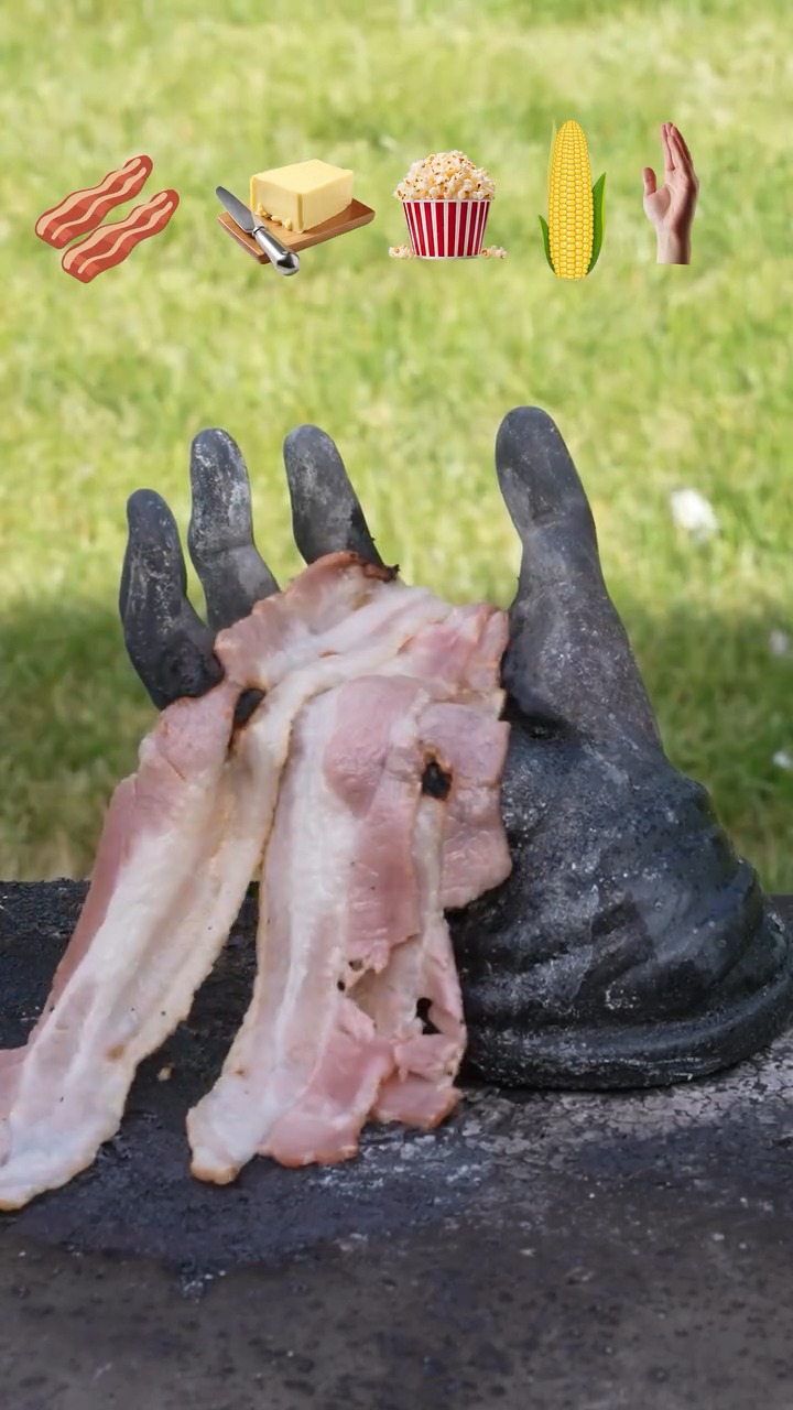 Cooking bacon on the Hand of God