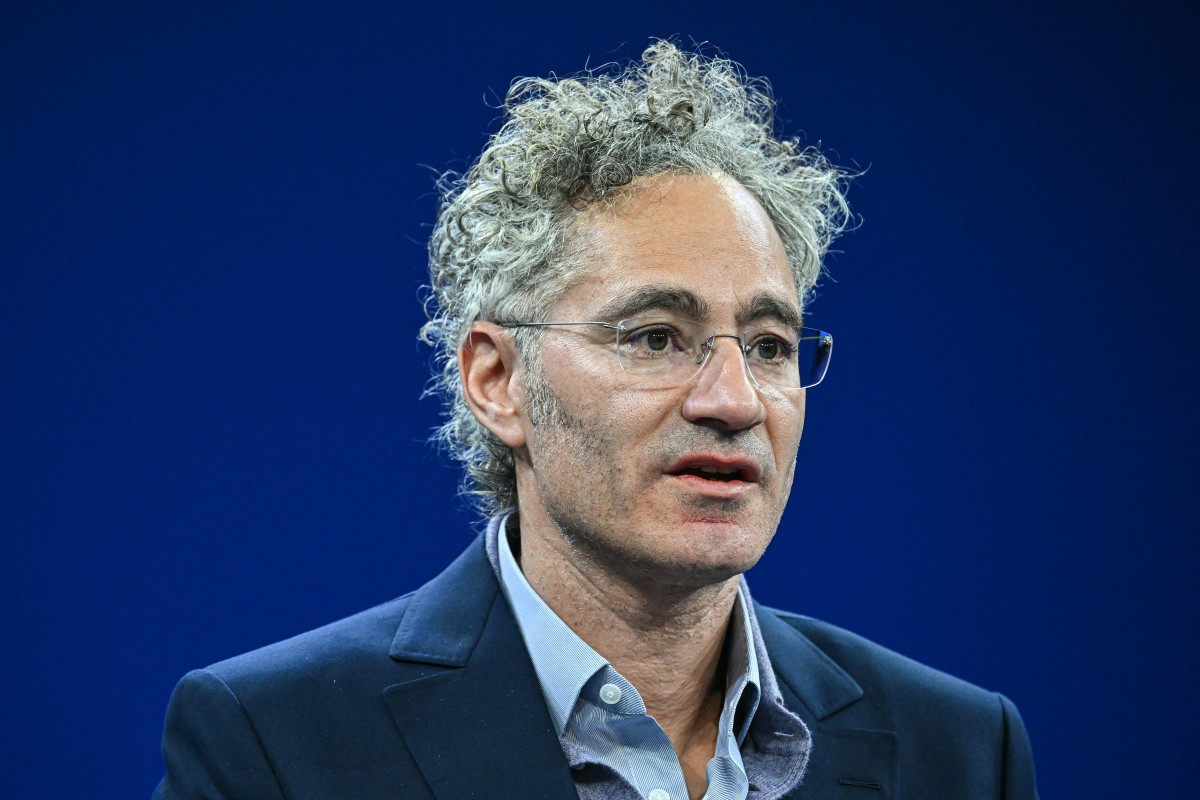 Top analyst Stephen Guilfoyle revisits Palantir price target ahead of ...
