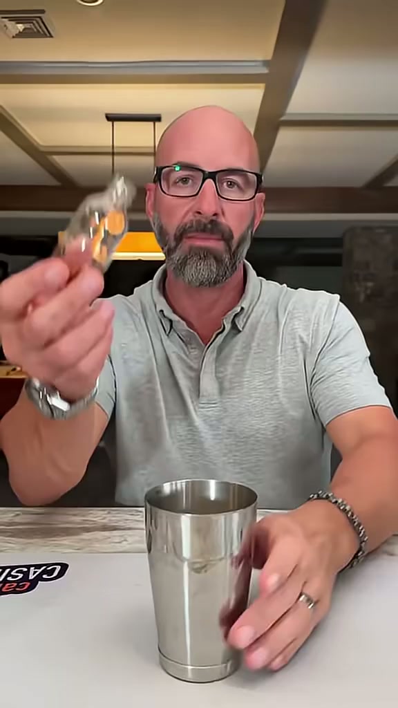 Pumpkin spice espresso martini @cafecasinolv 🎃🍸