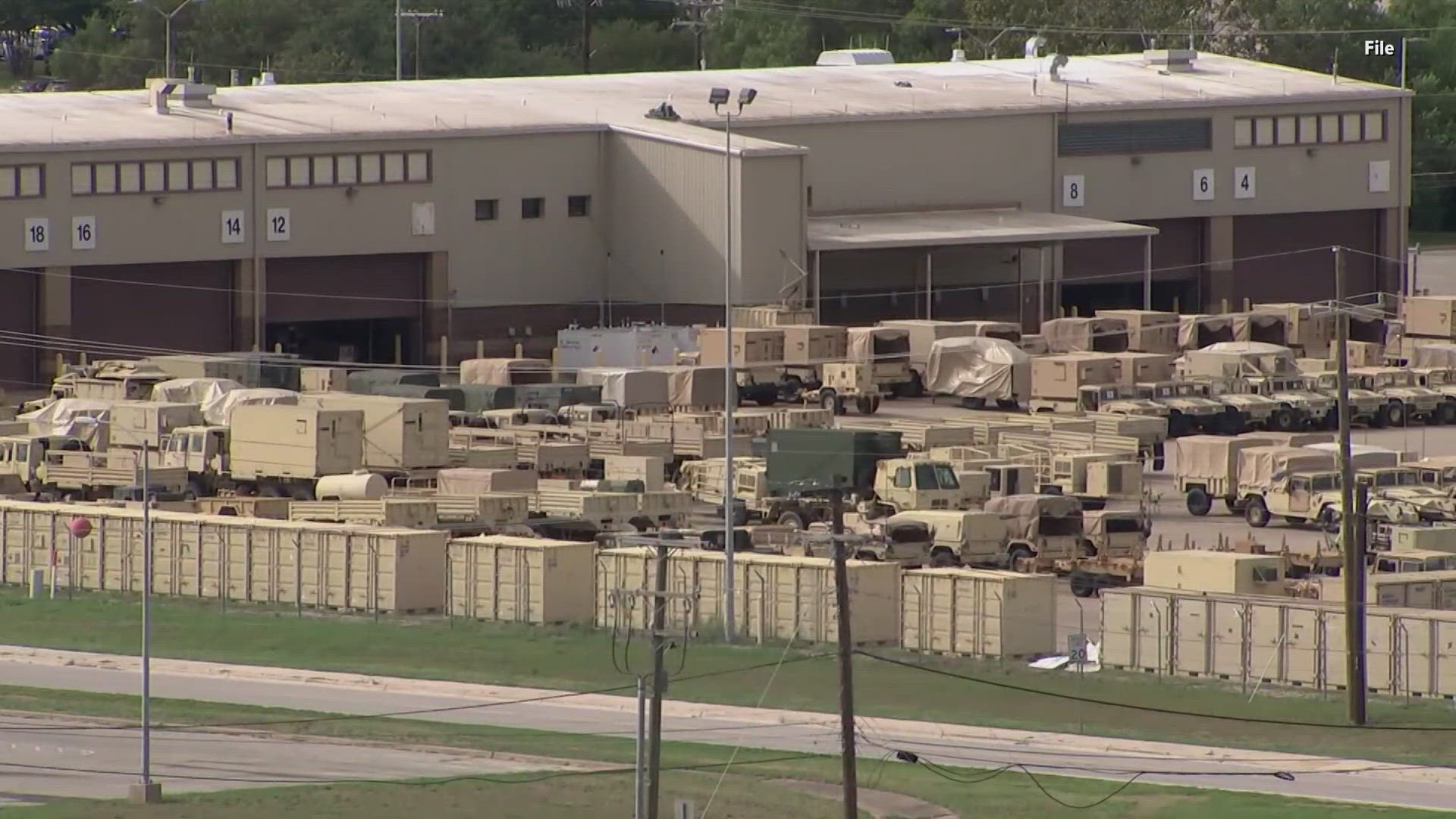 Fort Hood temporarily closes base facilities over unknown threat