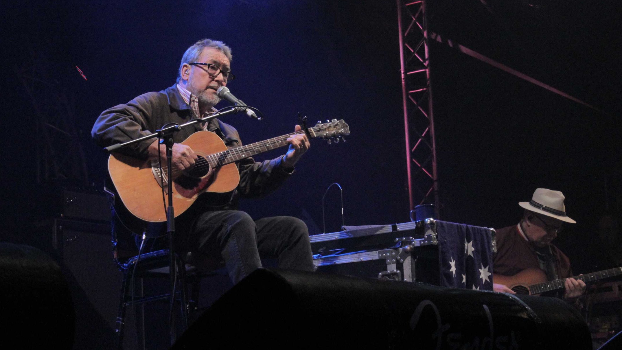 John Williamson takes his final bow at the Tamworth Country Music Festival