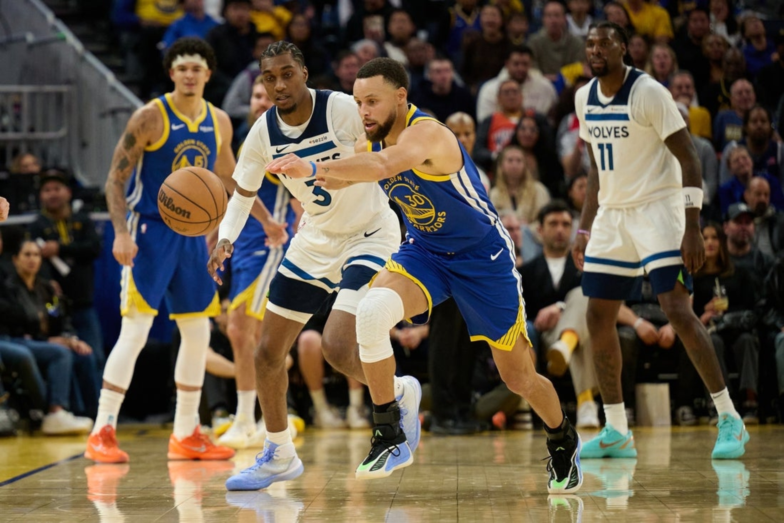 Warriors, Wolves looking for light in darkness entering 2-game set