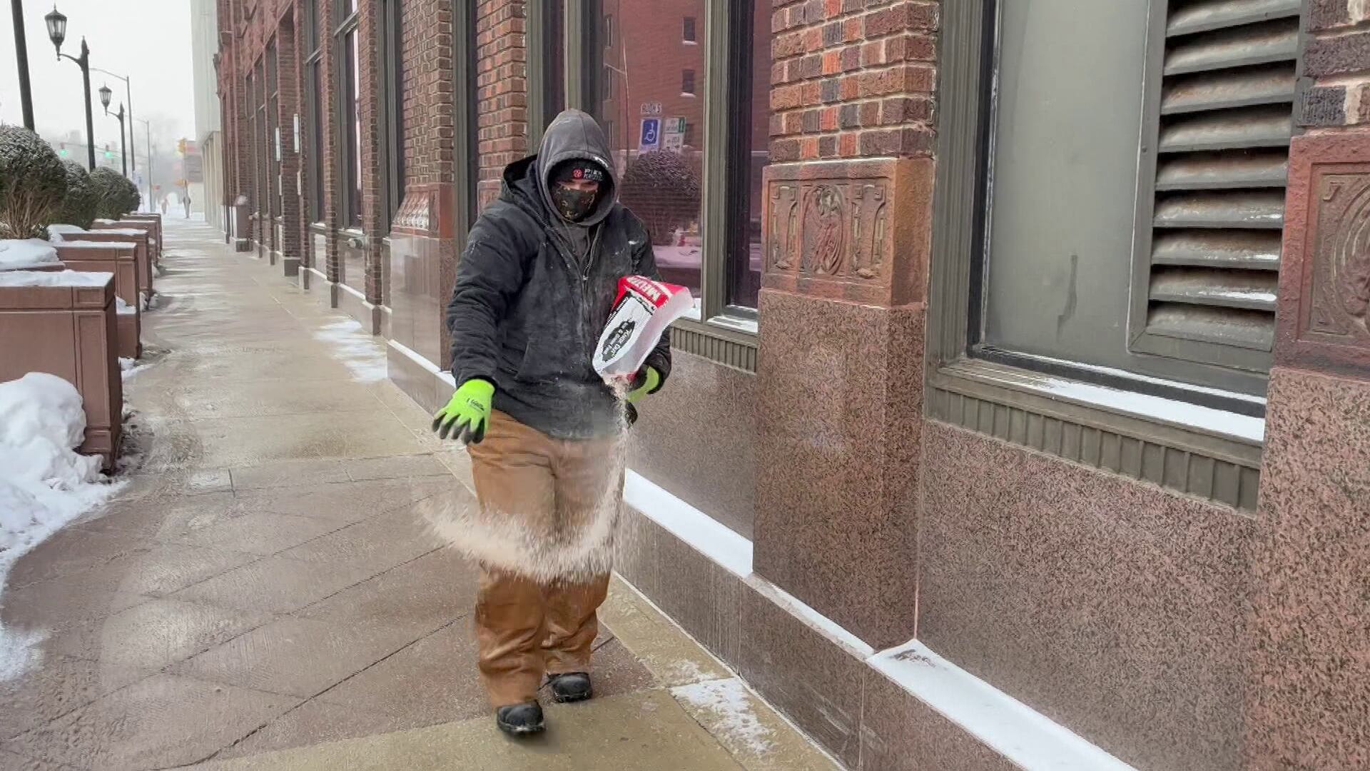 Salt shortage affects Michiana businesses