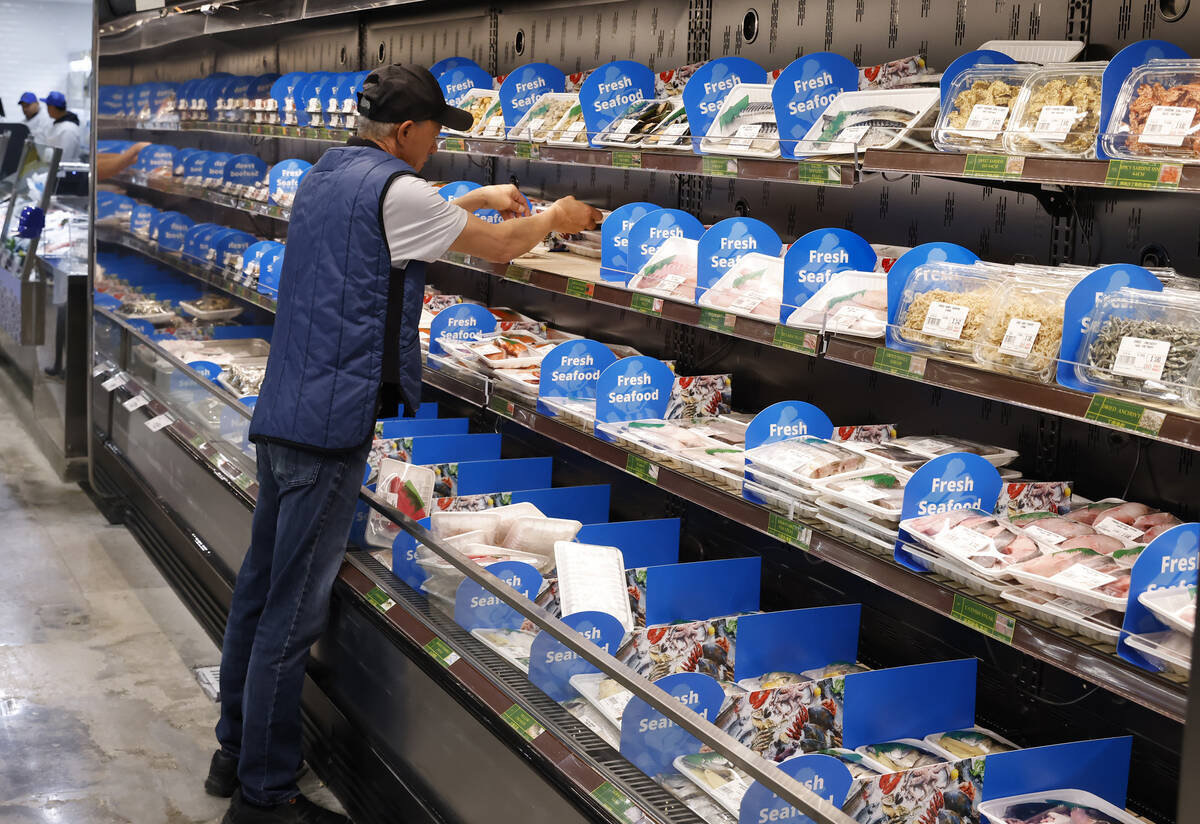 ‘I’m so excited’: New Asian grocery store near Summerlin draws shoppers