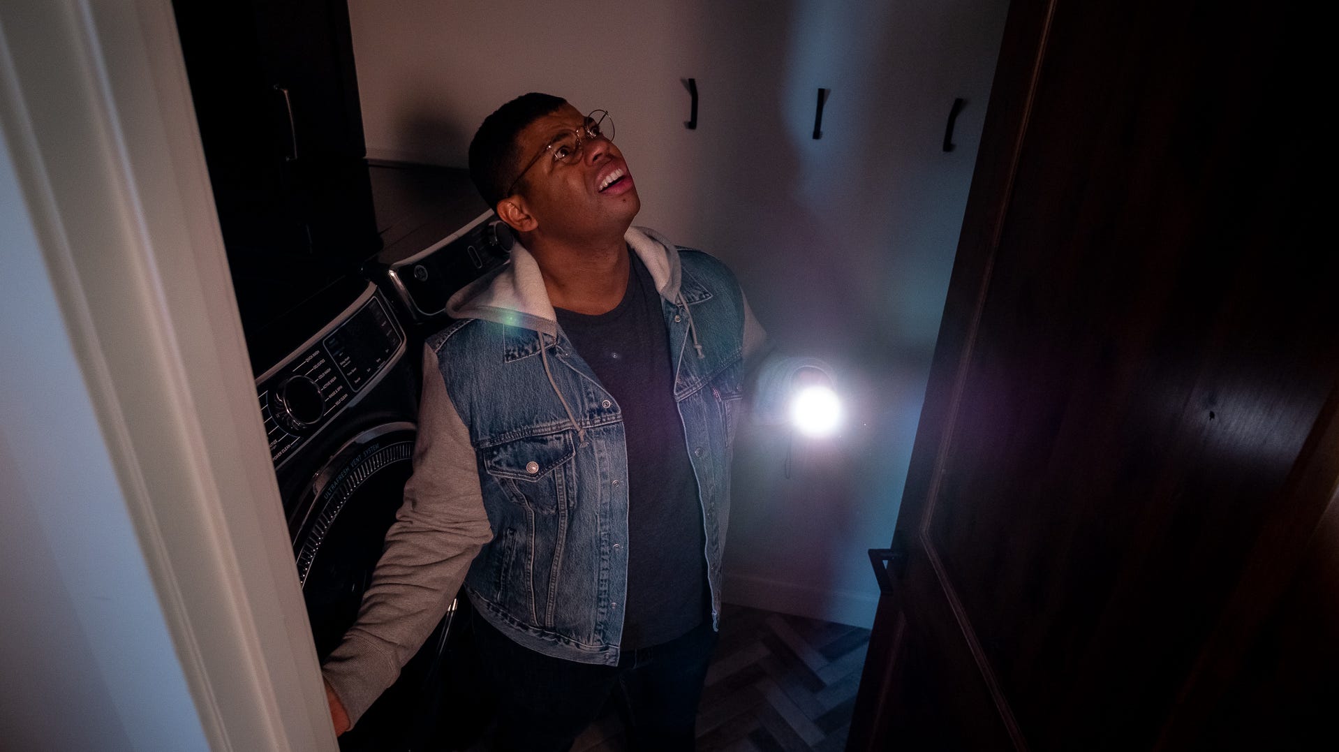 How to prepare for a winter storm and stay safe in severe weather