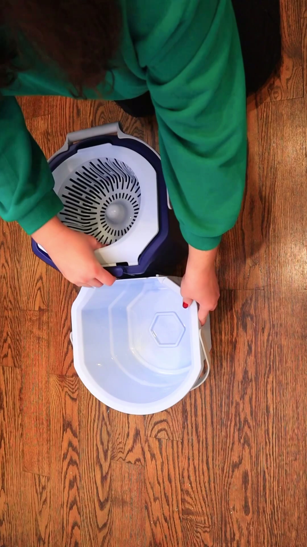 Revolutionize your cleaning routine with Casabella Clean Water Spin Mop ...