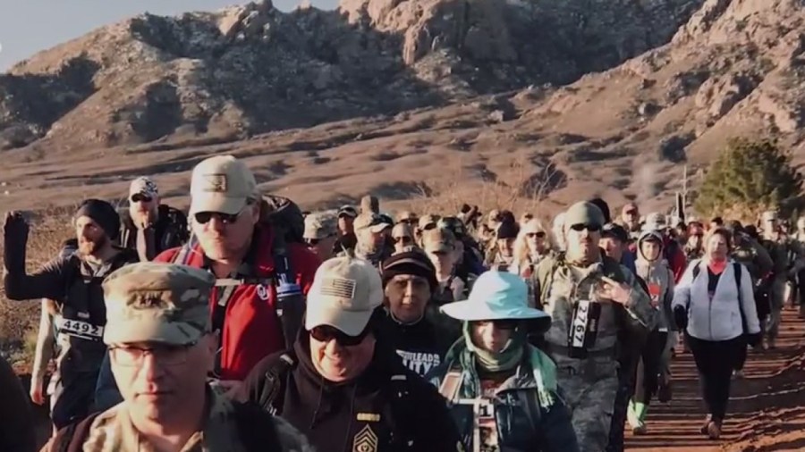 Bataan Memorial Death March returns for another year at White Sands ...