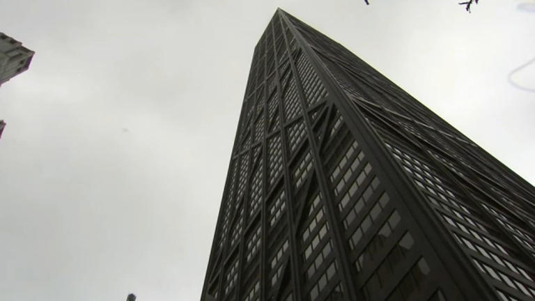 Former owners of the Signature Room in former John Hancock building being sued for backpay