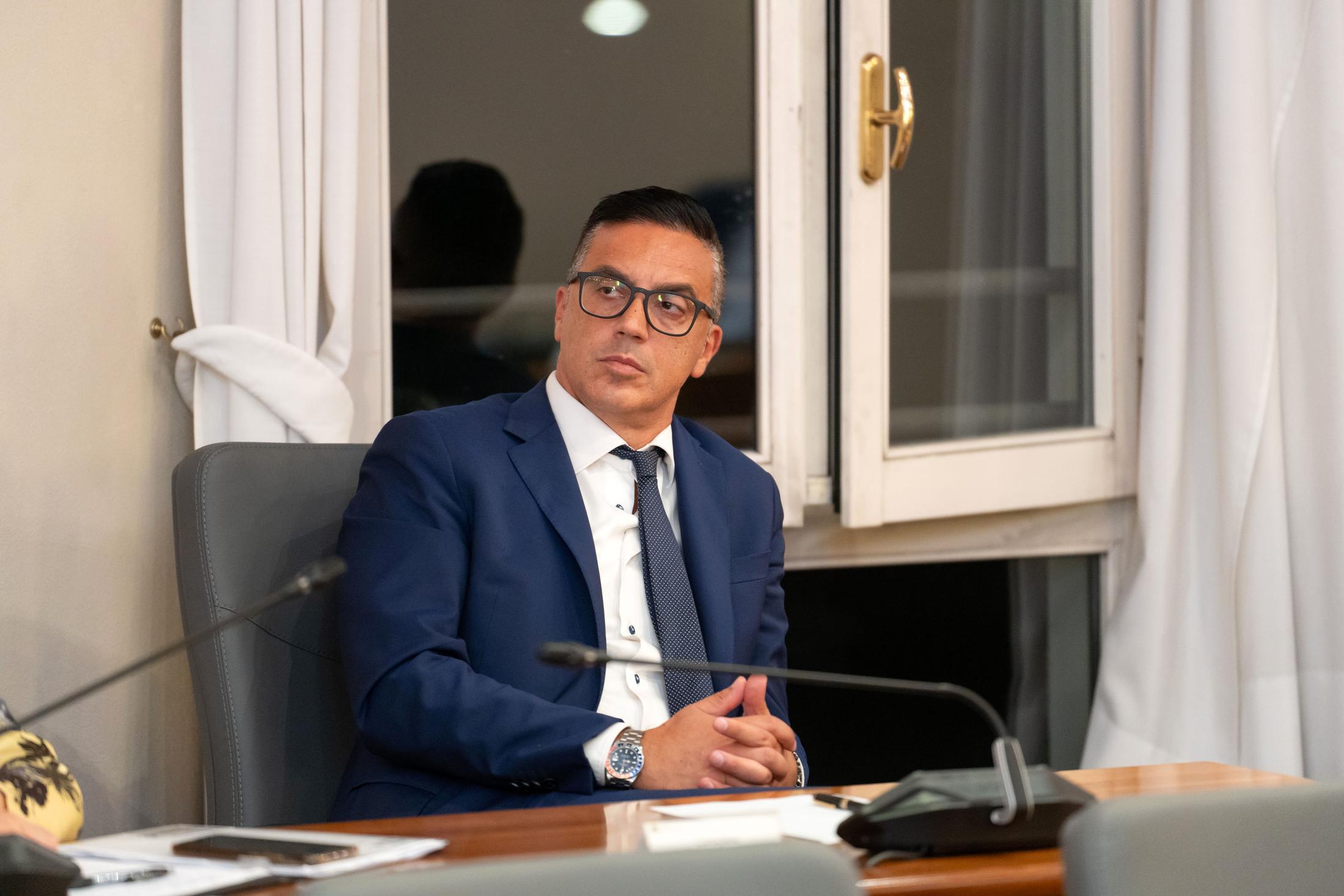 “Fasce di rispetto” cimiteriali ridotte. L’opposizione: "Un favore ai ...