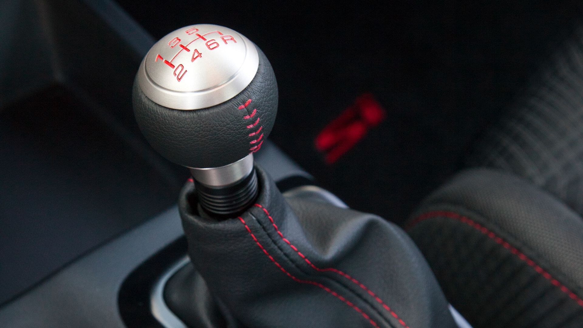 Honda's final NA Civic Si is a smart and extremely fun way to spend $20,000