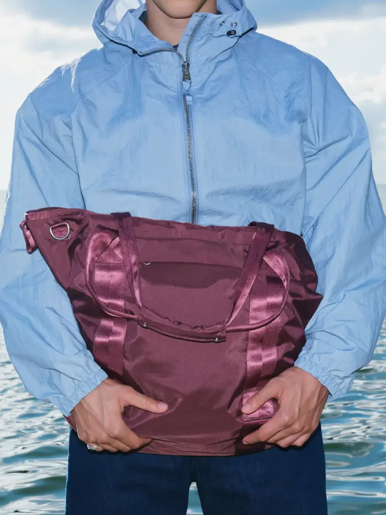 스쿠버 수트야, 드레스야? 아르켓, 경계를 허문 ‘노르딕 웨이브’ 공개