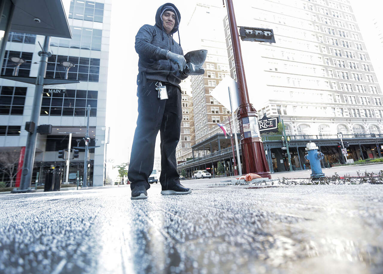 CenterPoint says weekend freeze could resemble 2018 storm that left ...