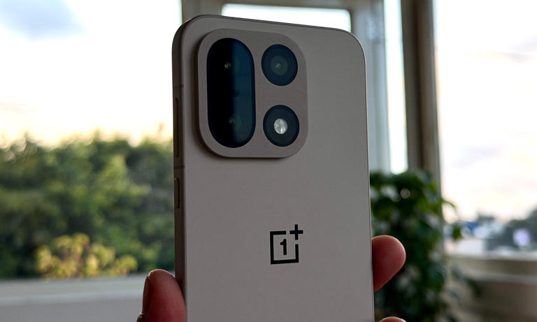 The upcoming OnePlus 16 could make a splash with a big camera upgrade