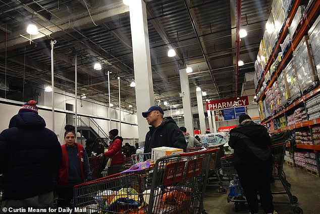Texans told it may be five days until they can leave homes as deadly ...