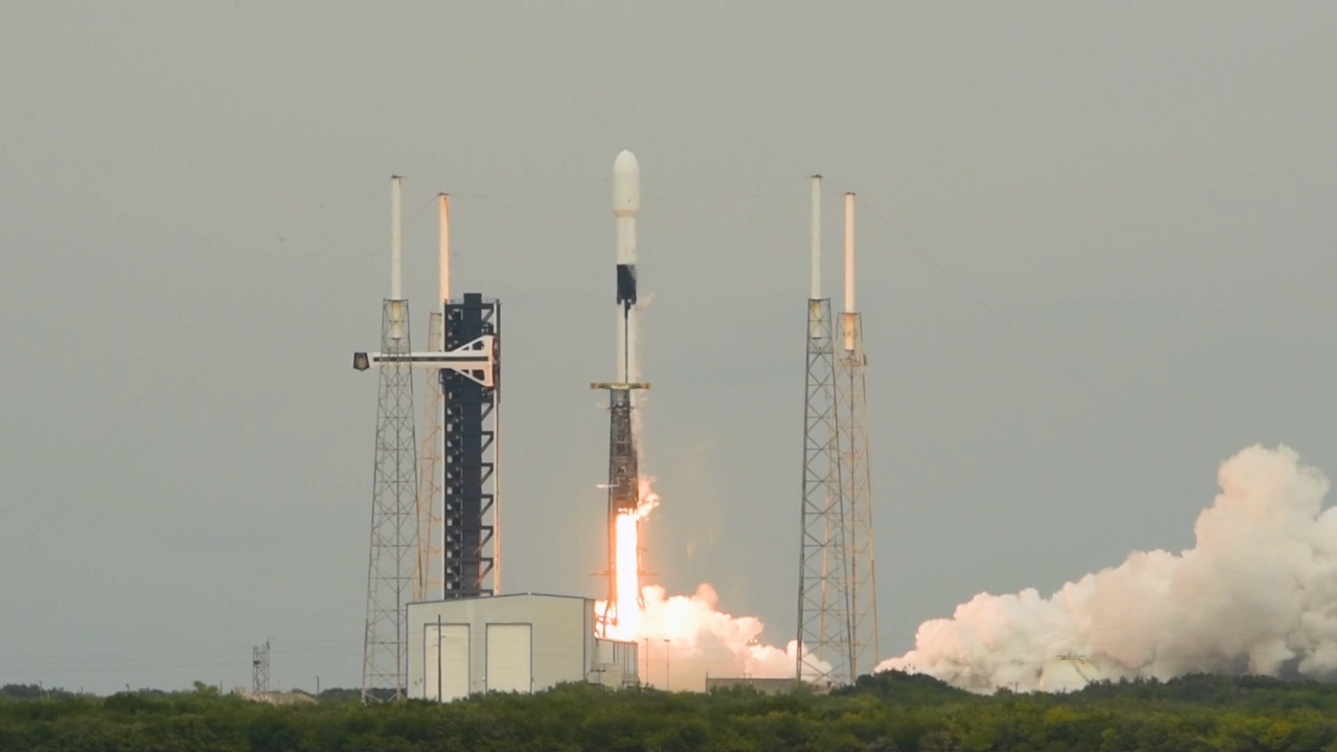 Lancement de Starlink par une Falcon 9 depuis Cap Canaveral