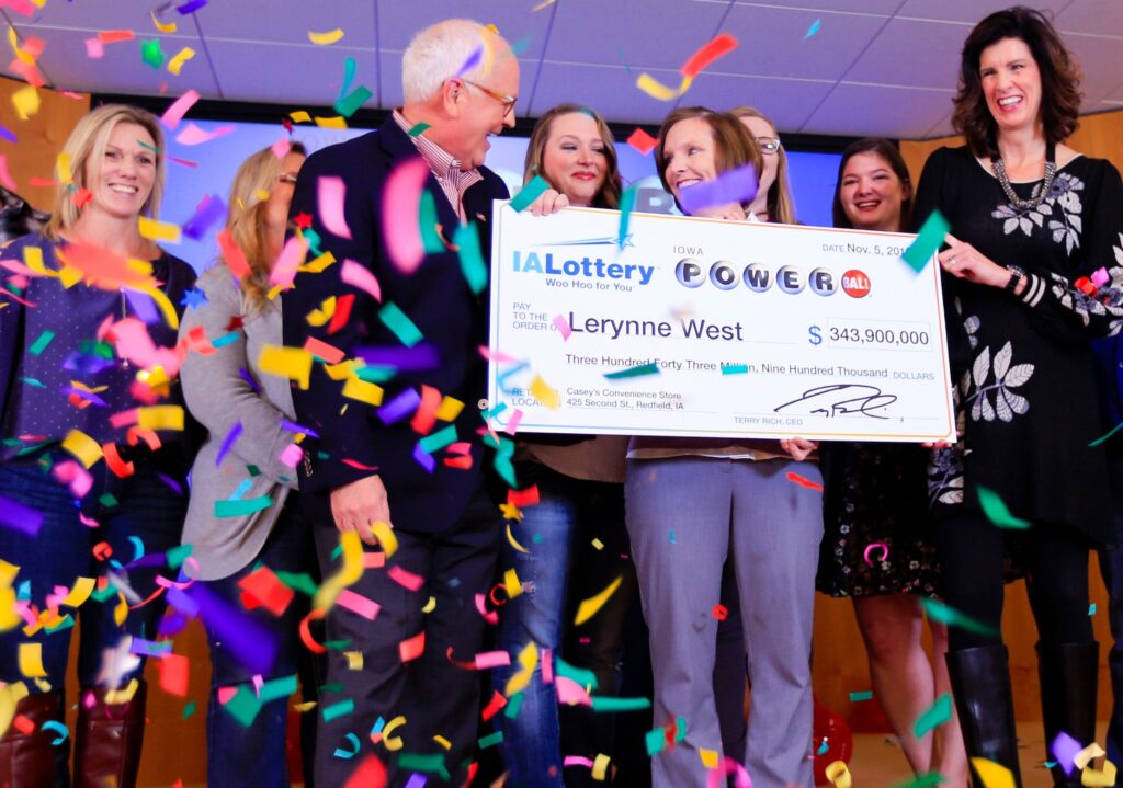 Anonymous winner strikes big in $209 million Powerball