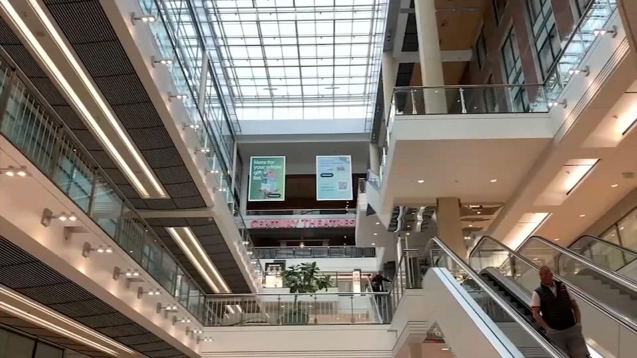 San Franciscans say goodbye to SF Centre as it permanently shuts its doors